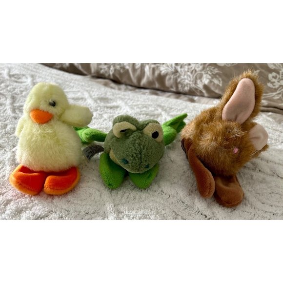 Mary Meyer | Toys | Mary Meyer 4 Finger Puppet Set Of Four Chick Frog ...